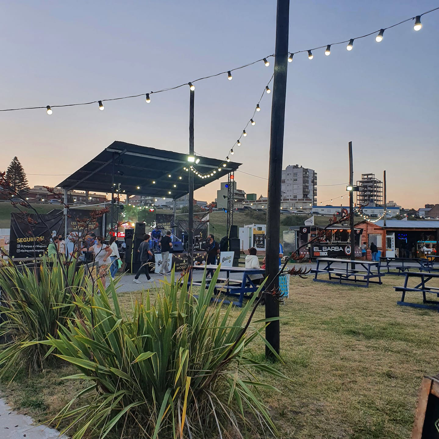 City Nocturno con Parque Mogotes - Turismo Receptivo